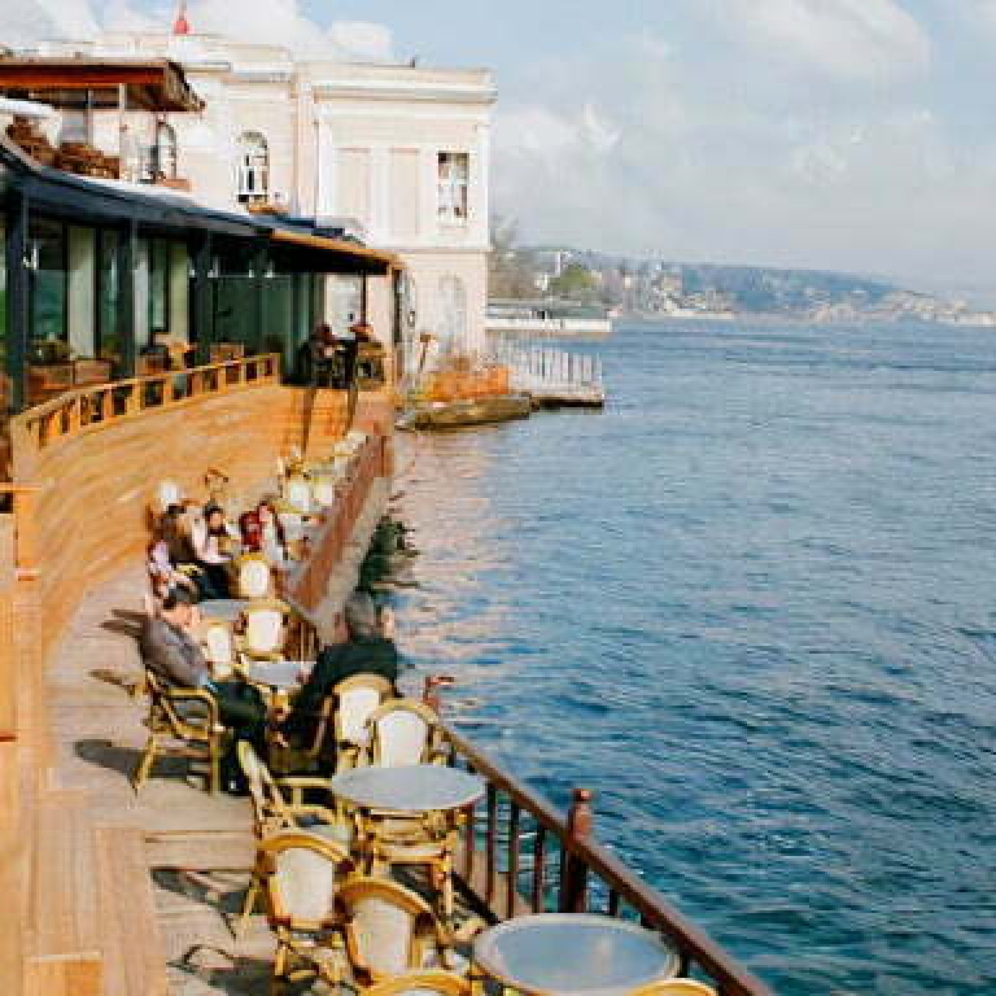 Restaurants by the Bosphorus - golfintravel.com